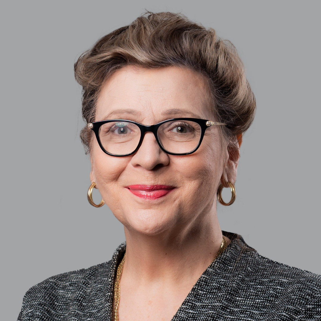 Lucy Roberts - Interlink Insurance Brokers - Find your local insurance ...